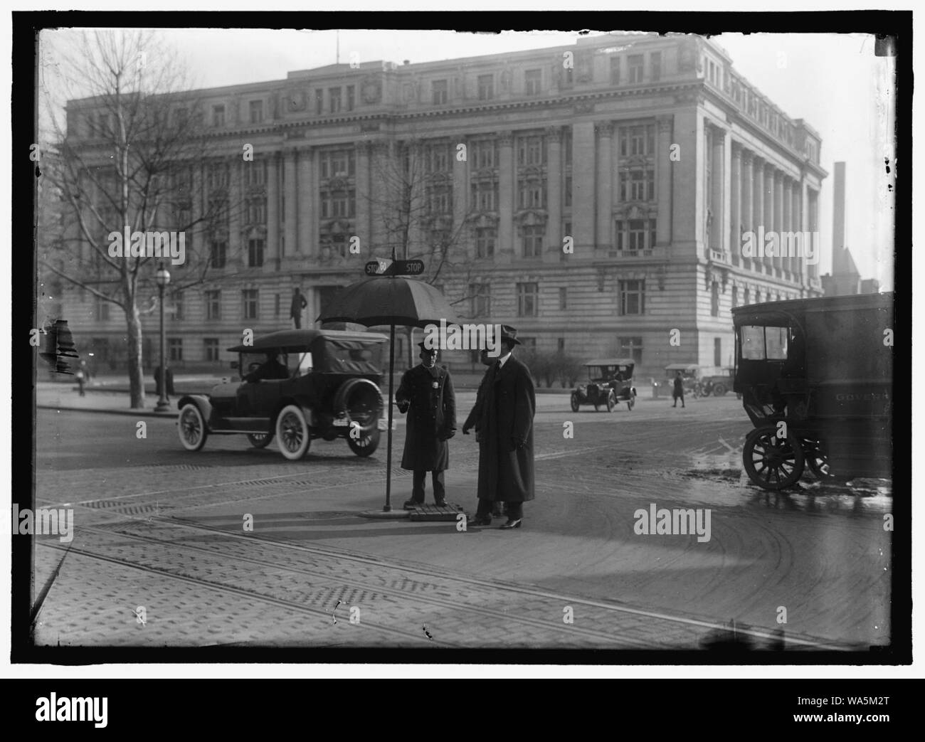 Historical stop and go signs hi-res stock photography and images - Alamy