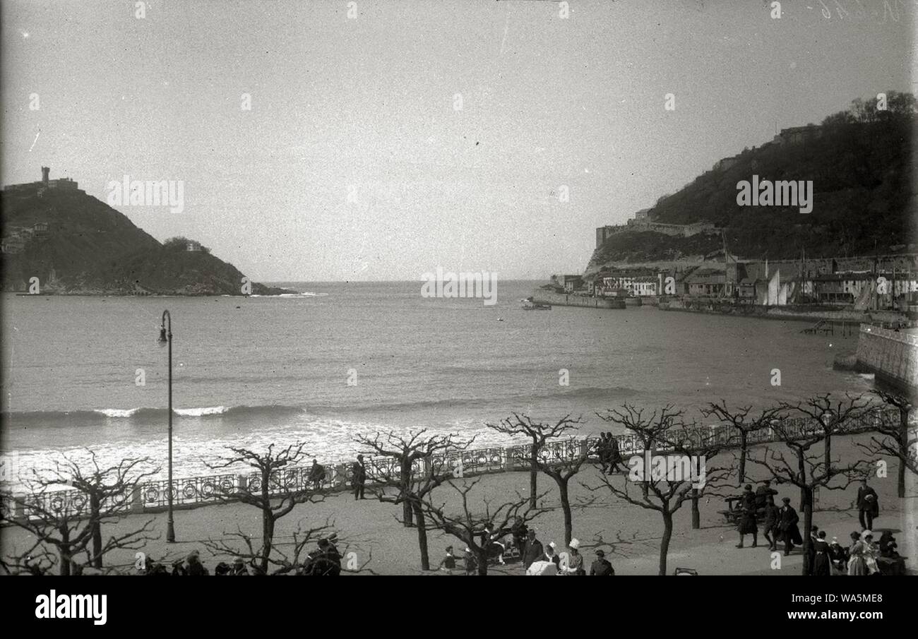 Diversas calles de San Sebastián (2 de 4) - Fondo Car-Kutxa Fototeka ...