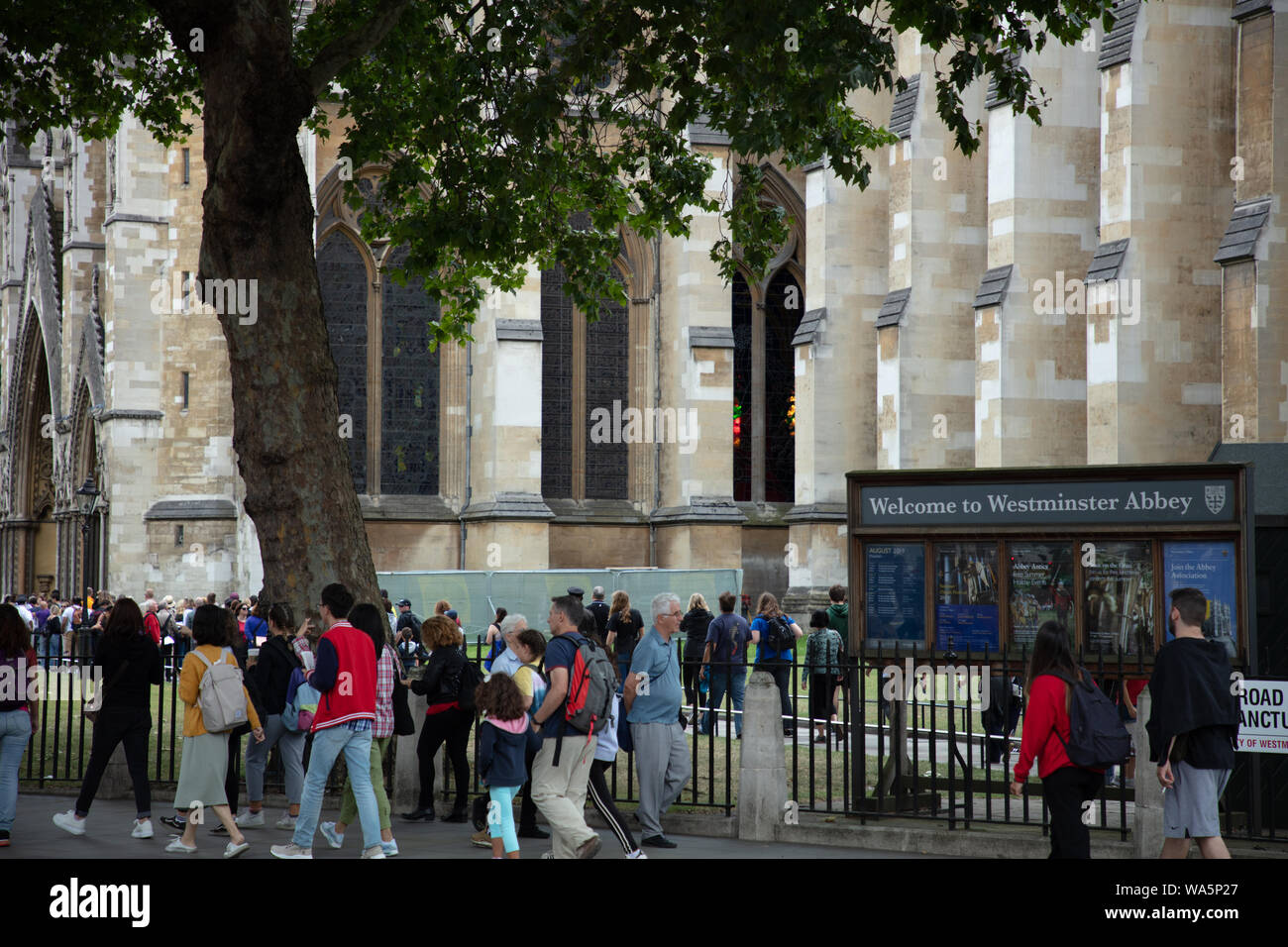 Welcome to westminster abbey sign hi-res stock photography and images ...