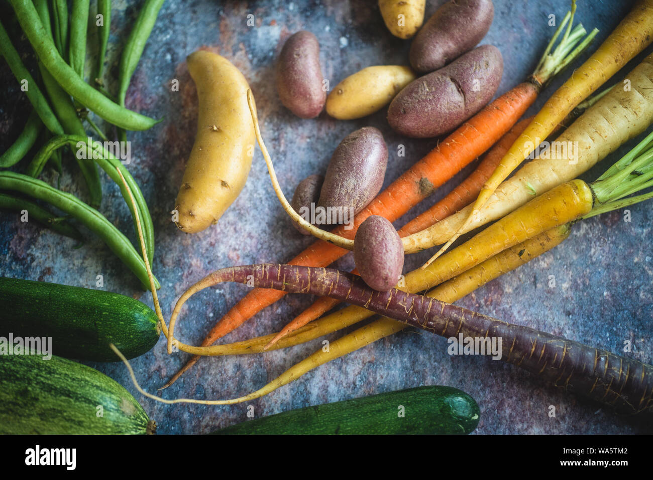 Overhead food hi-res stock photography and images - Alamy