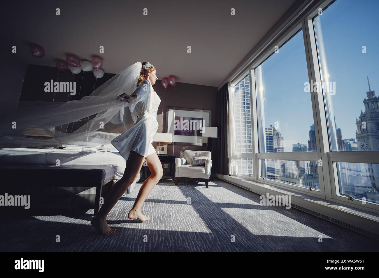 Elegant morning bride Stock Photo - Alamy