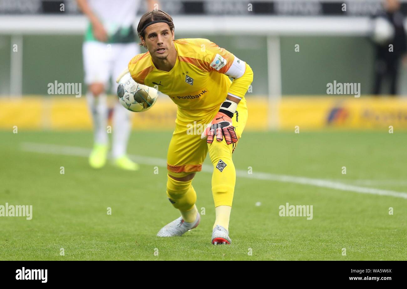 Gladbach, Deutschland. 17th Aug, 2019. firo: 17.08.2019 Football, 2019/ ...