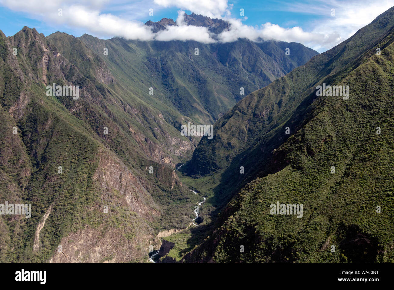Peruvian Alps High Resolution Stock Photography and Images - Alamy