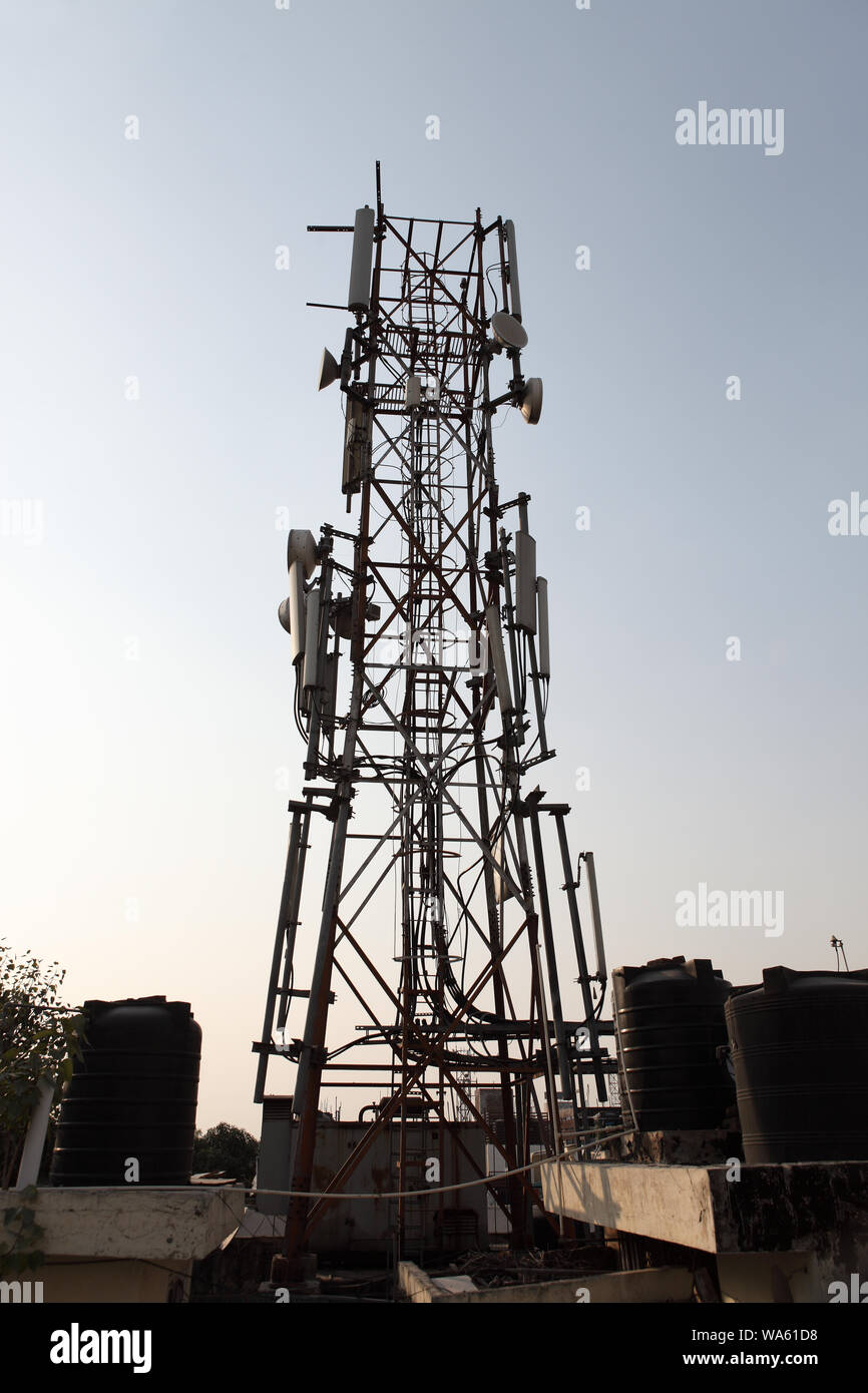 Cell phone tower india hi-res stock photography and images - Alamy