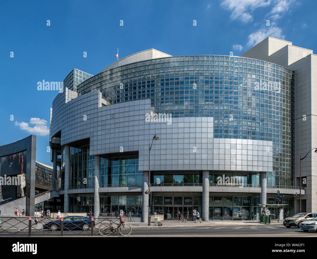 Opéra bastille paris hi-res stock photography and images - Alamy