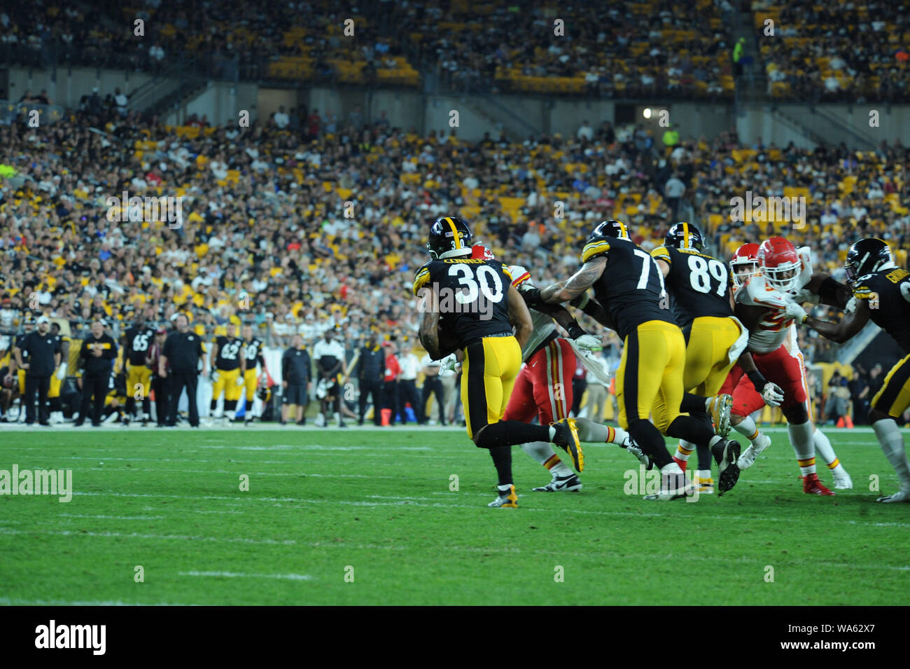 James conner chiefs hi-res stock photography and images - Alamy
