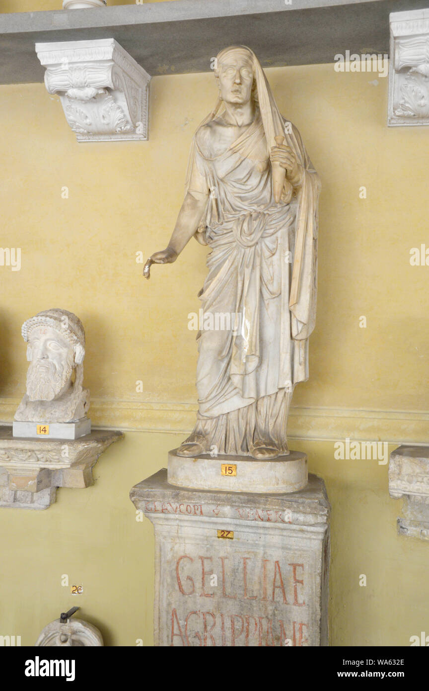 Marble statue woman in vatican hi-res stock photography and images - Alamy