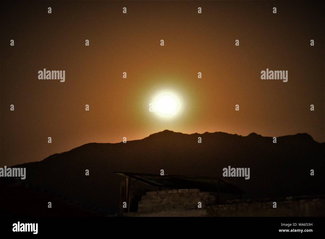 Moonlight view hi-res stock photography and images - Alamy