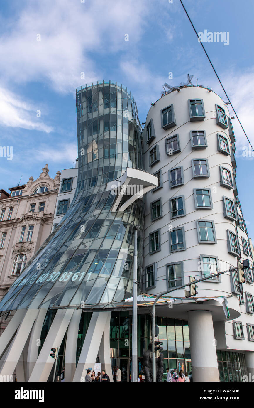 Frank gehry portrait hi-res stock photography and images - Alamy