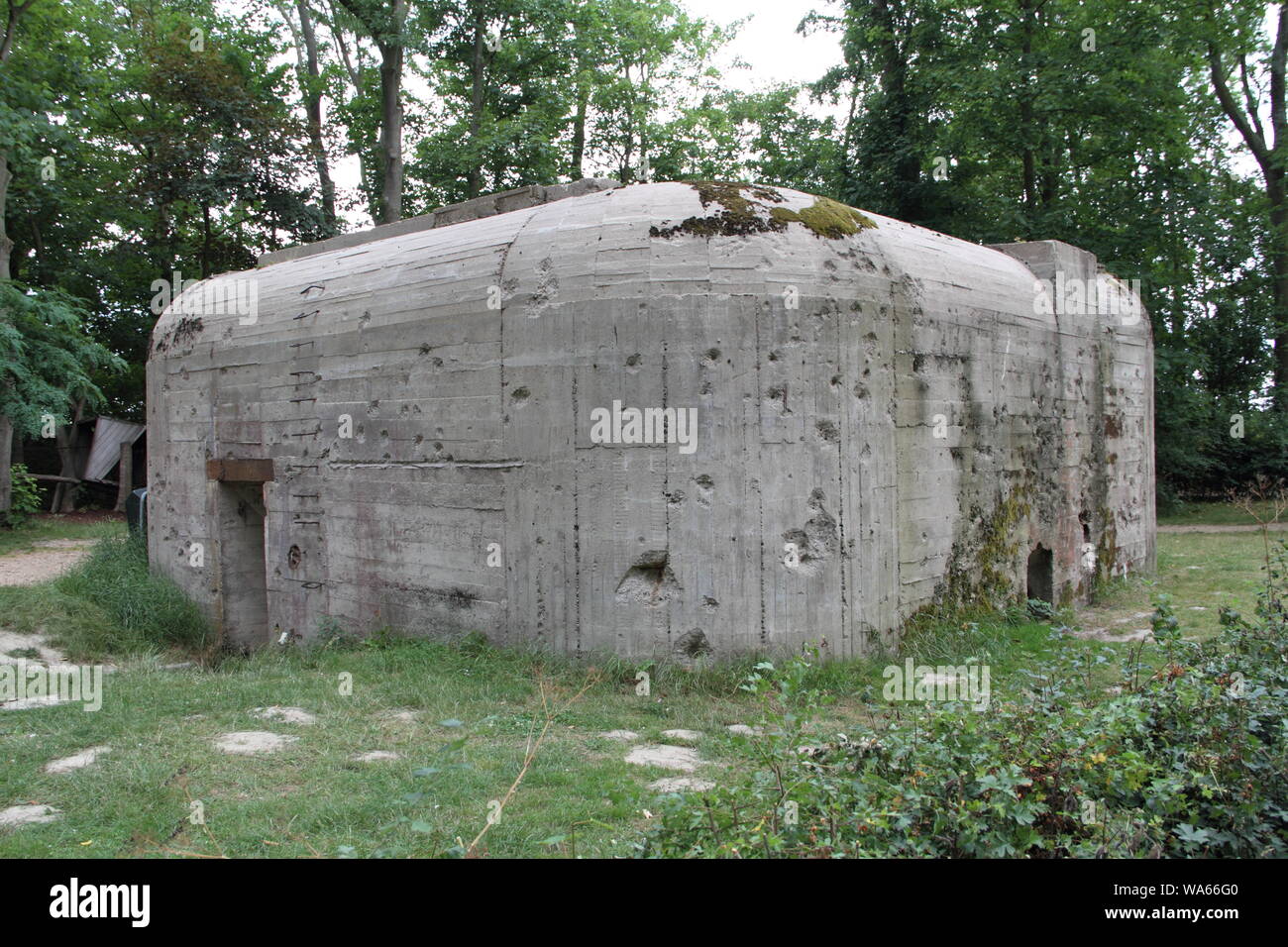 World War Ii Monument Netherlands High Resolution Stock Photography and ...