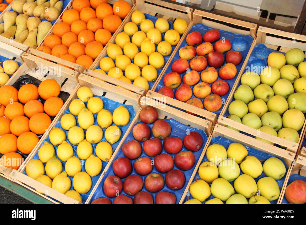 Weekly fruit box hi-res stock photography and images - Alamy