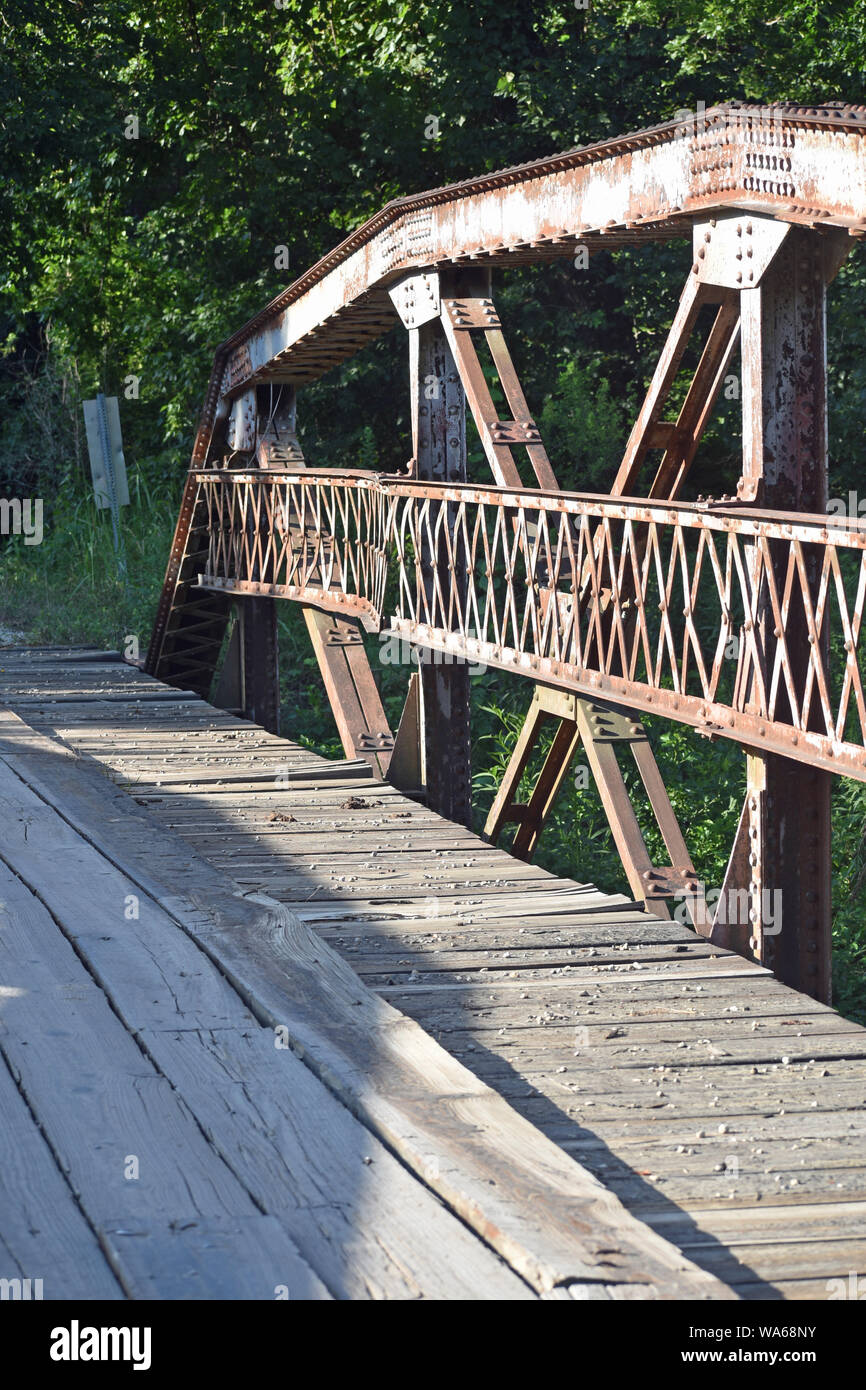 Old Steel Car Bridge Stock Photo - Alamy