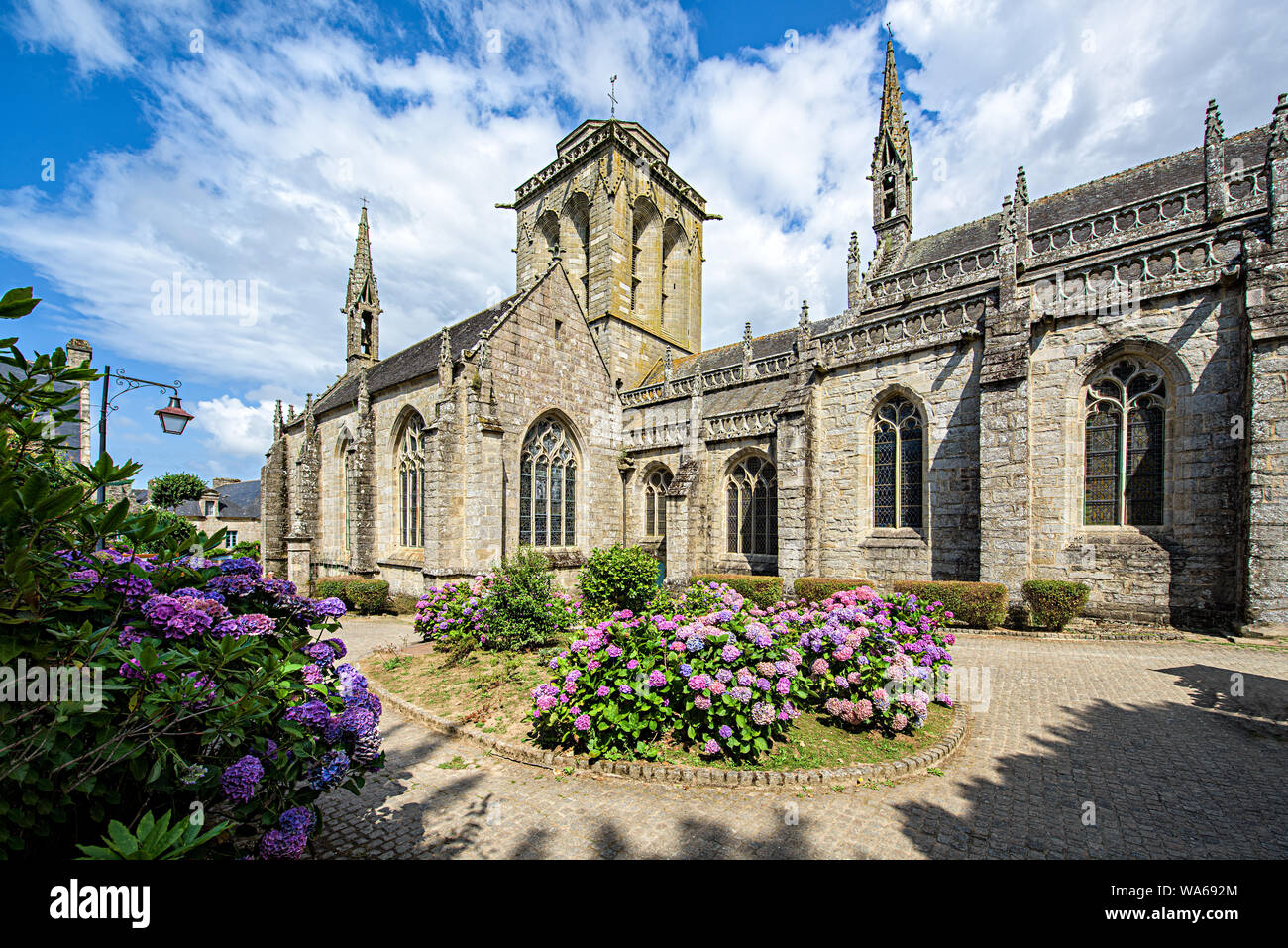 Saint ronan hi-res stock photography and images - Alamy