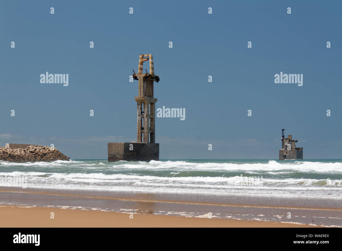 Cable car system used to load and unload Spanish cargo ships during ...