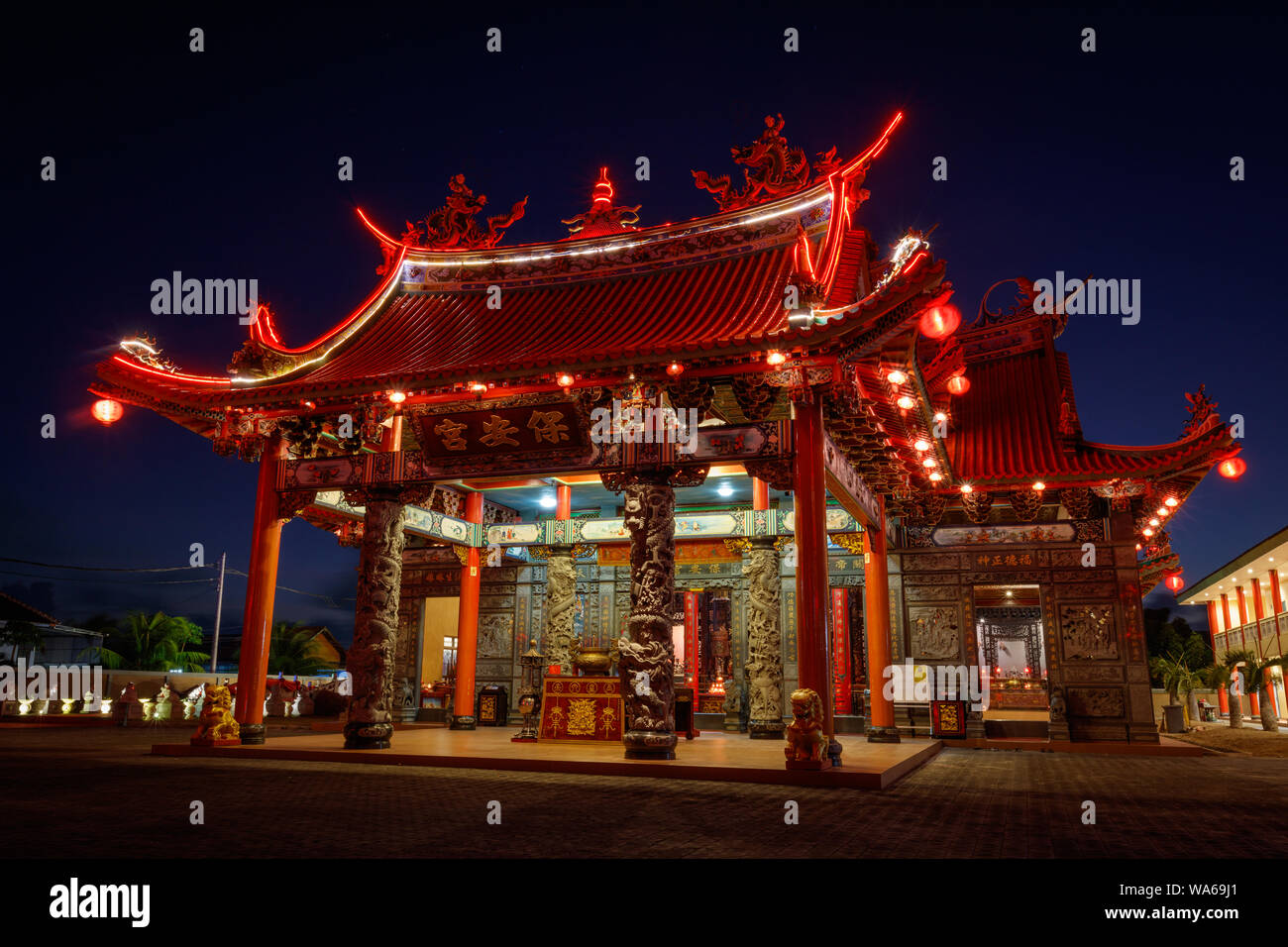 Vihara satya dharma temple hi-res stock photography and images - Alamy