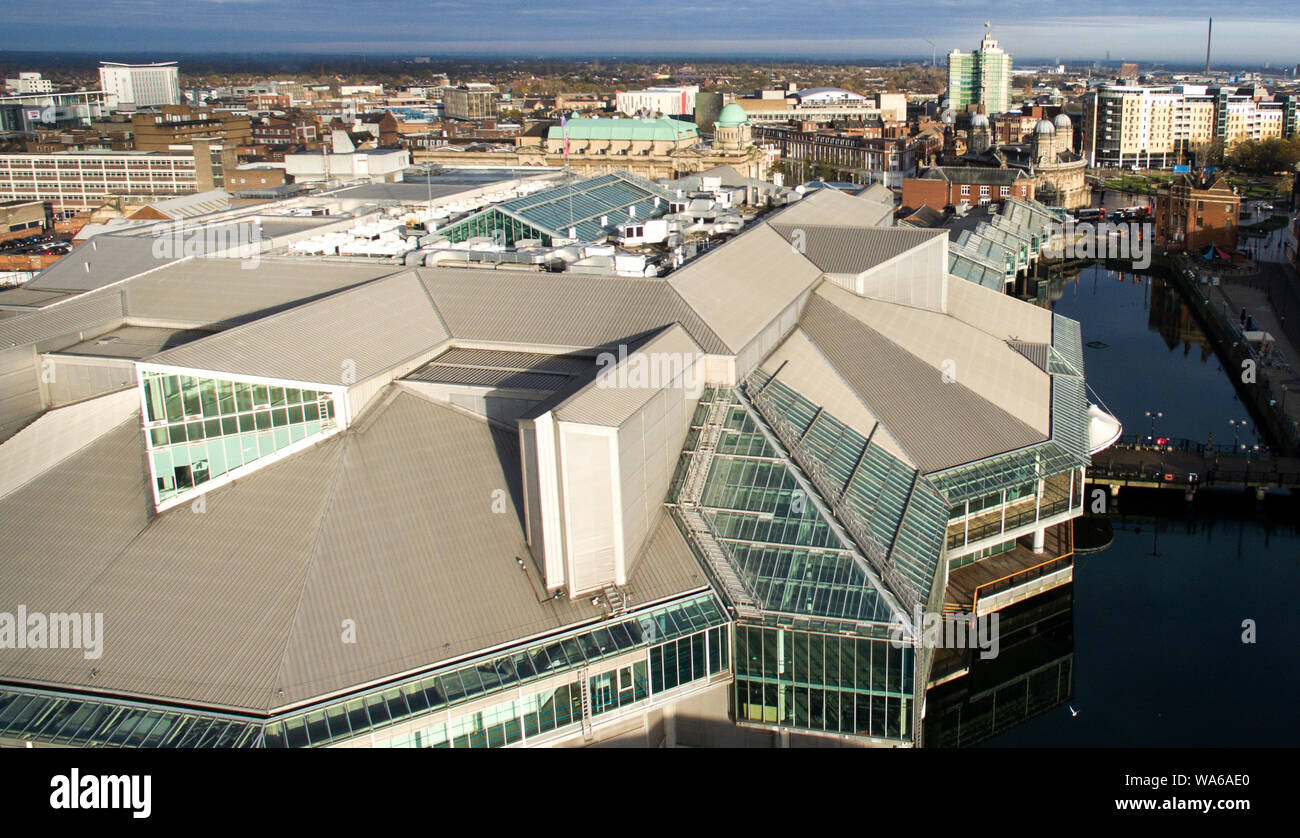 Princess quay shopping centre hull hi-res stock photography and images ...