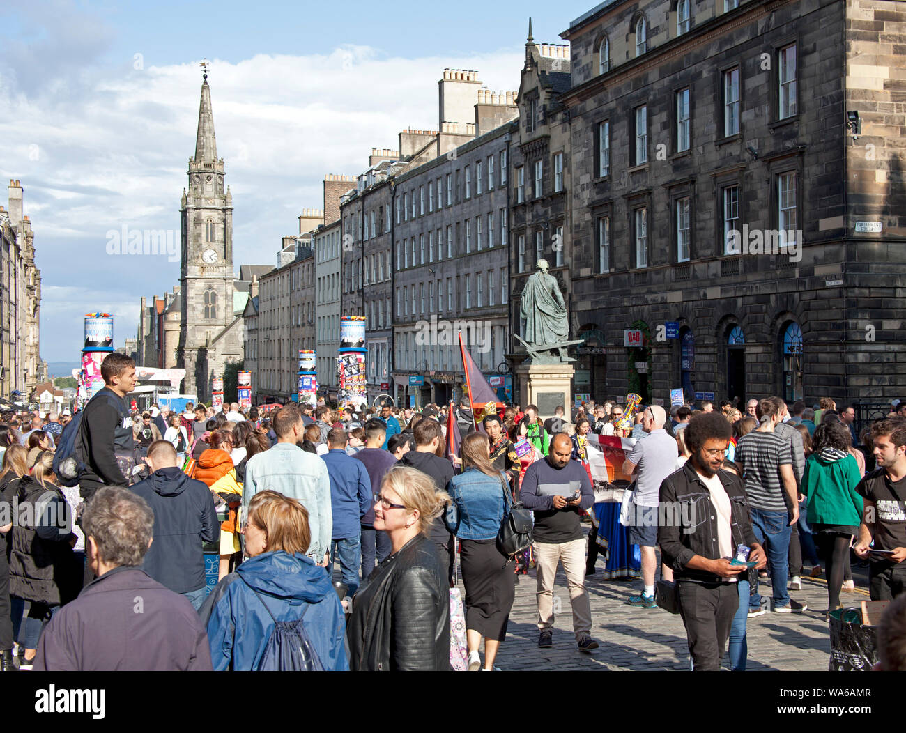 Edinburgh Fringe Festival, Crowds of visitors on Royal Mile, Edinburgh ...