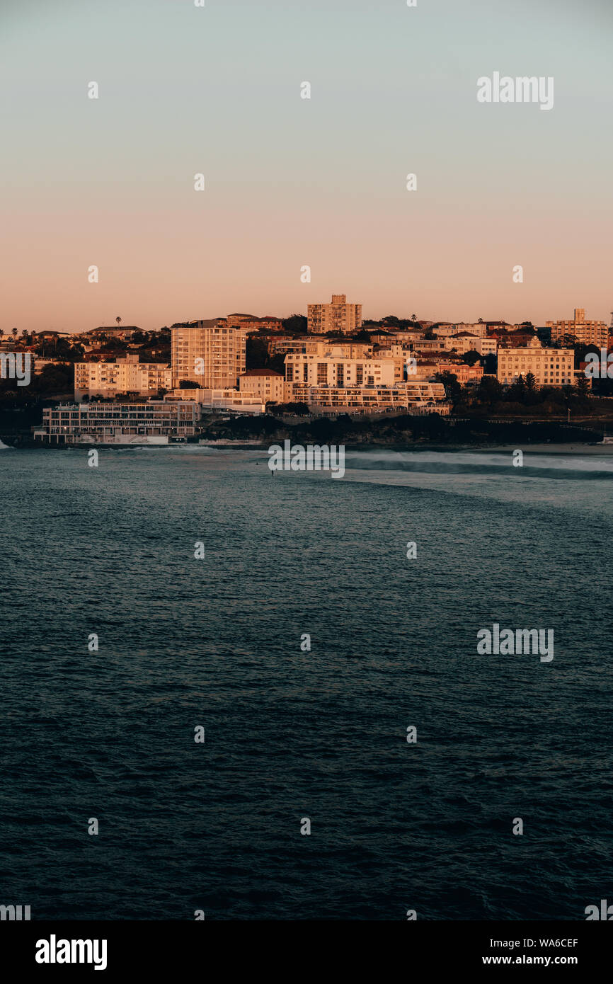 Sun hit building hi-res stock photography and images - Alamy