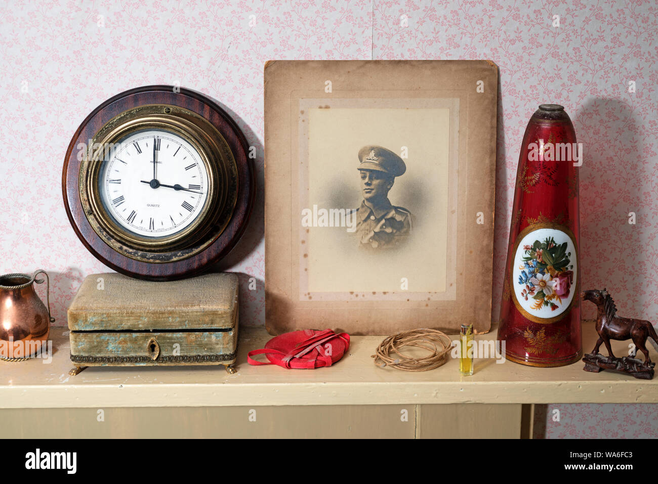 World war items hi-res stock photography and images - Alamy