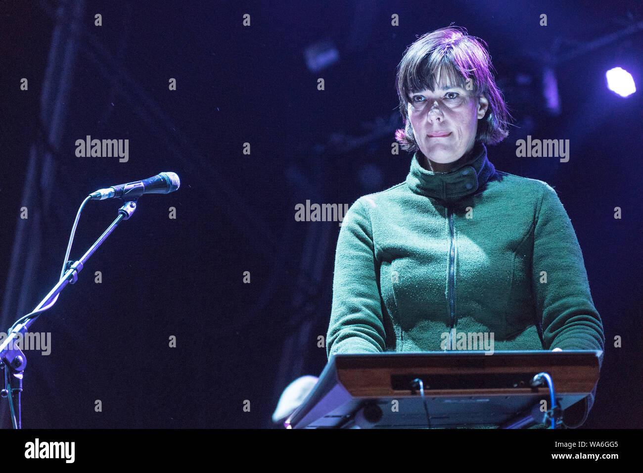 Stereolab hi-res stock photography and images - Alamy