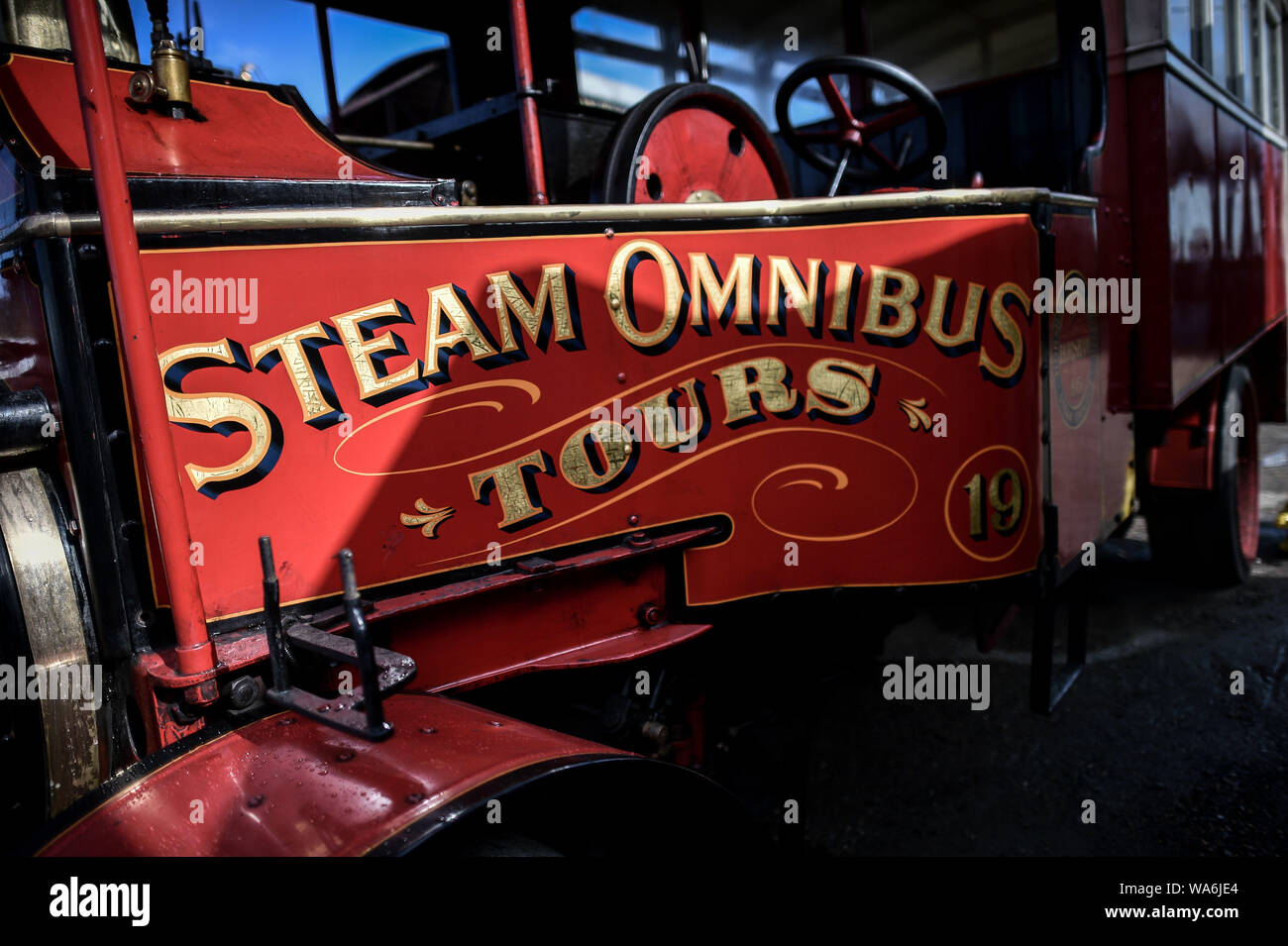 Steam powered bus hi-res stock photography and images - Alamy
