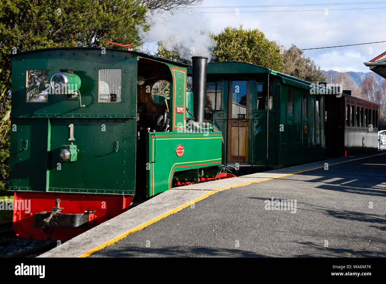 Krauss 0-4-0 Locomotive No 1 and carriages at Sheffield Train Station ...