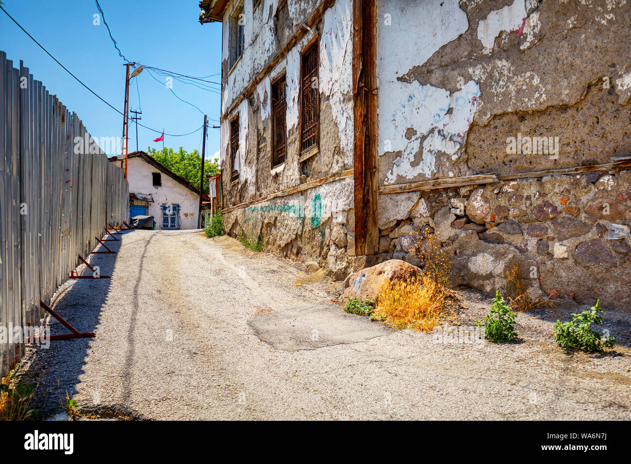 Underprivileged neighborhood hi-res stock photography and images - Alamy