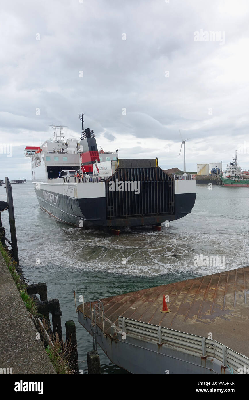 Isle of Man ferry Ben My Chree reverses into her berth at the Heysham ...