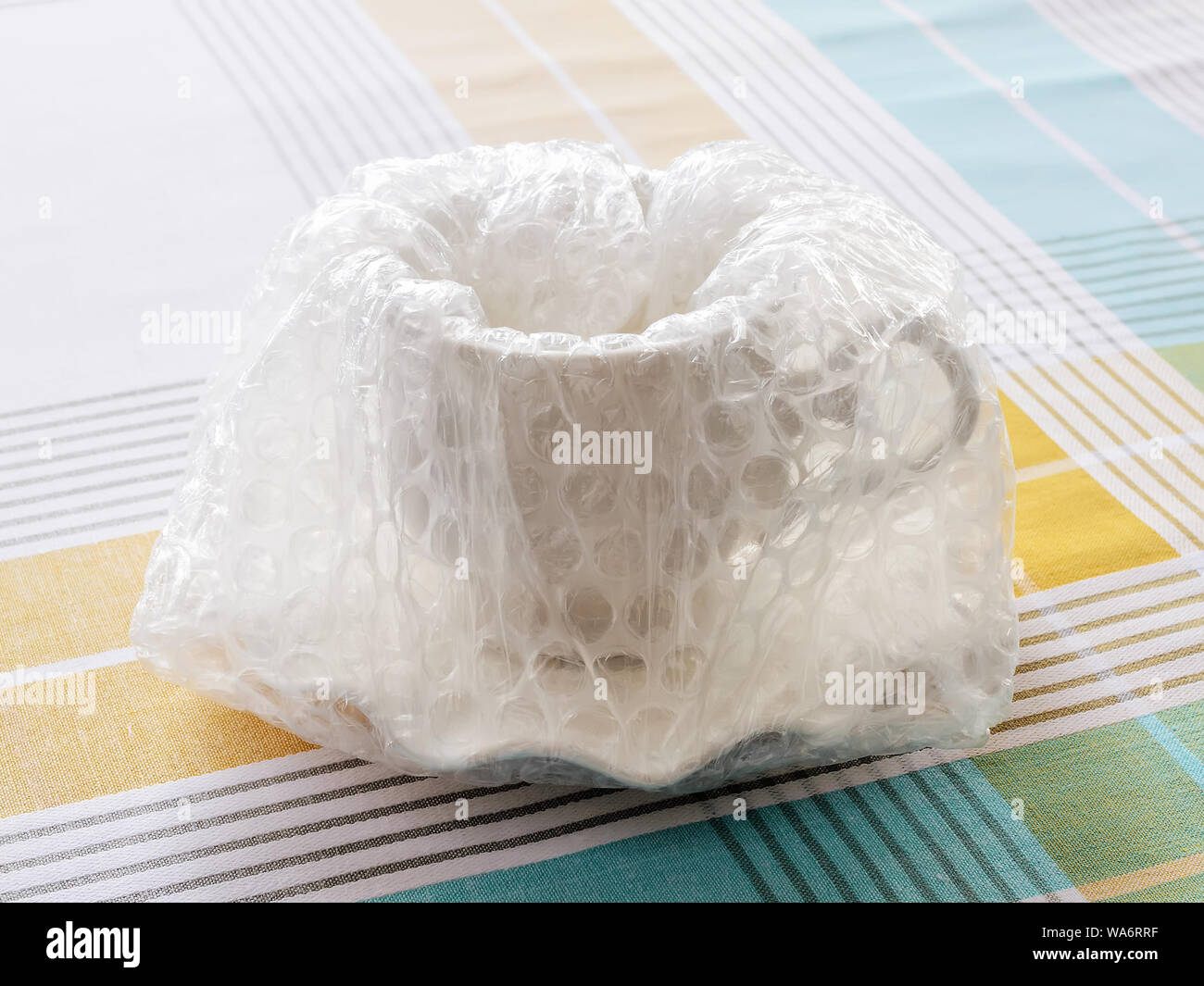 Bubble packaged hi-res stock photography and images - Alamy