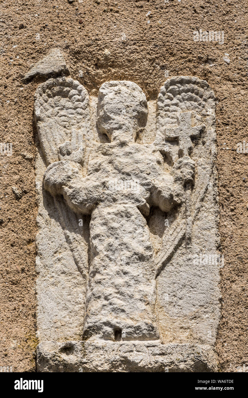 Carved stone angel hi-res stock photography and images - Alamy