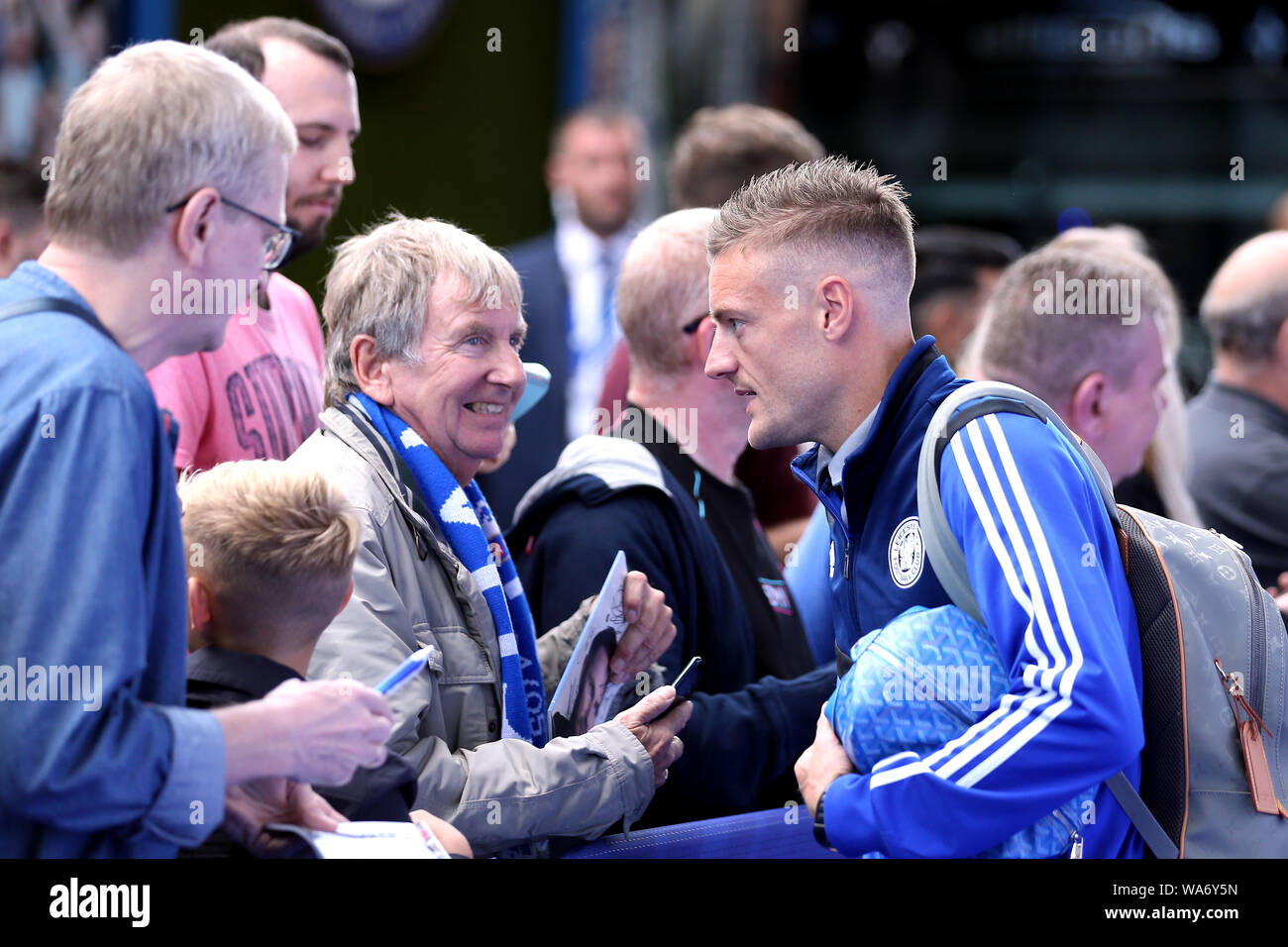 Jamie vardy signs for leicester hi-res stock photography and images - Alamy