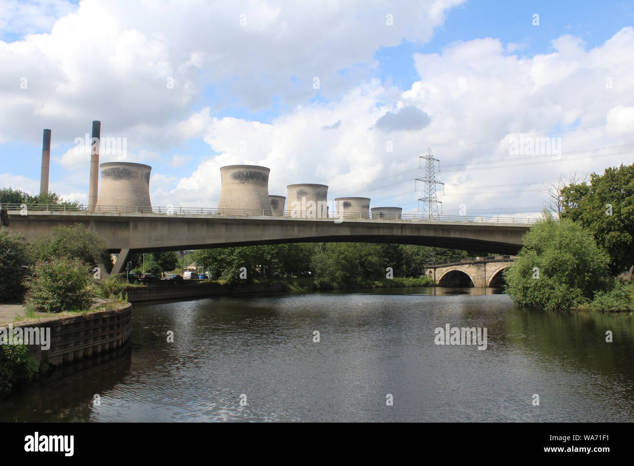 Ferrybridge PowerStation near the Aire and Calder canal with the old A1 ...