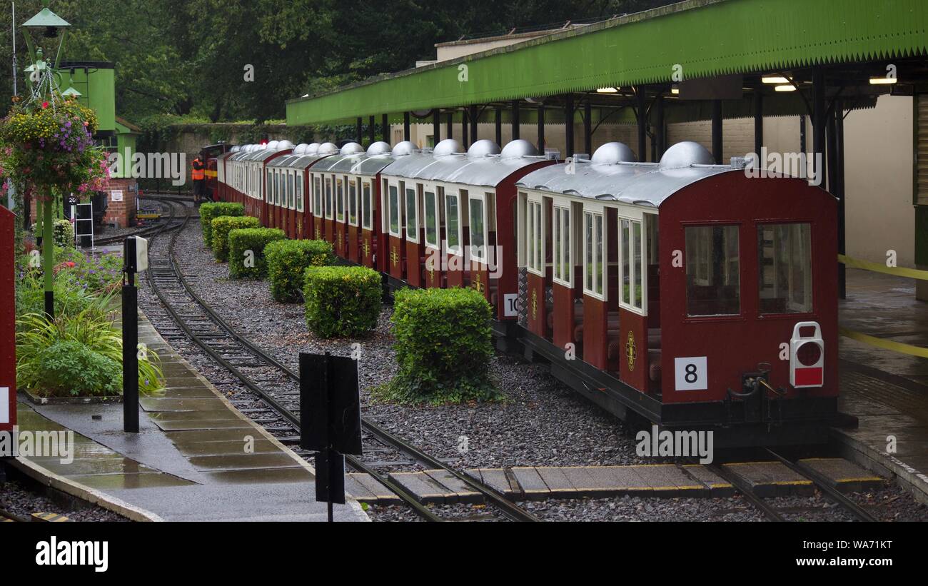 Longleat train carriages hi-res stock photography and images - Alamy