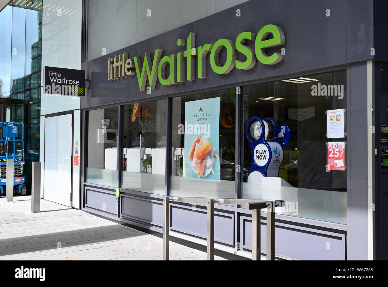 Little Waitrose, Victoria Street, Victoria, London. UK Stock Photo - Alamy