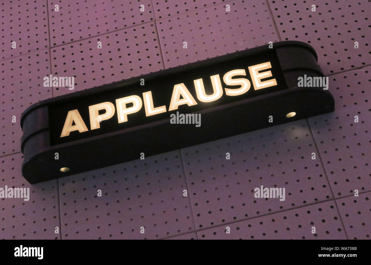 Vintage Applause Sign