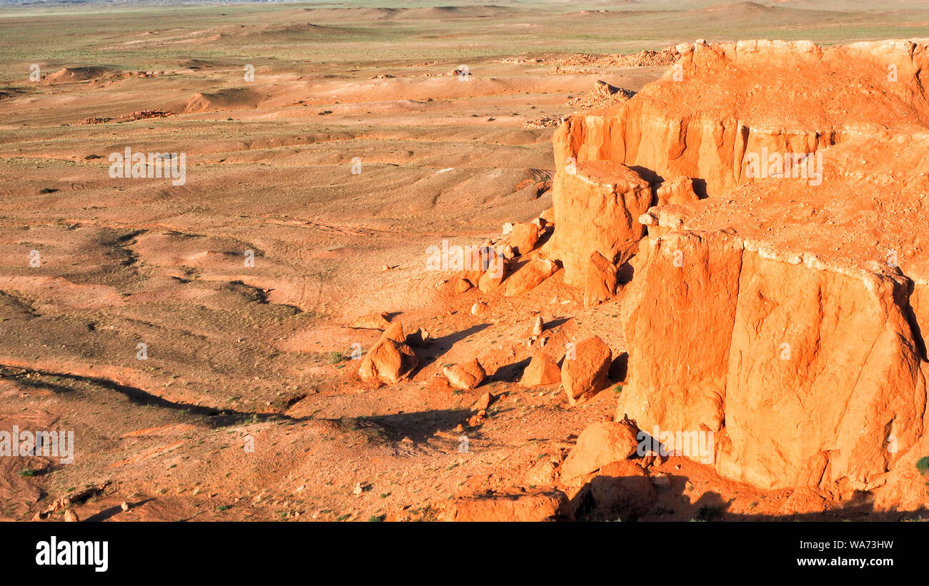Drone footage of desert hi-res stock photography and images - Alamy