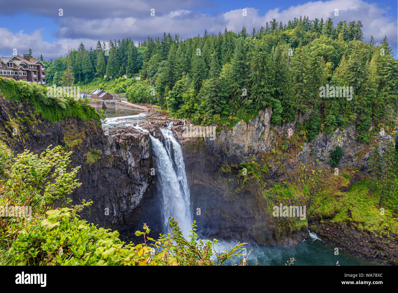 Seattle fall foliage hi-res stock photography and images - Alamy