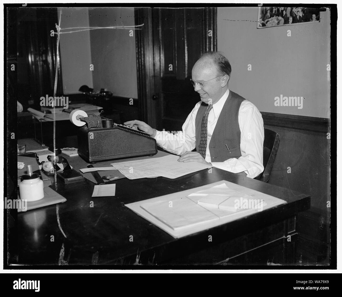 Machine operators Cut Out Stock Images & Pictures - Alamy