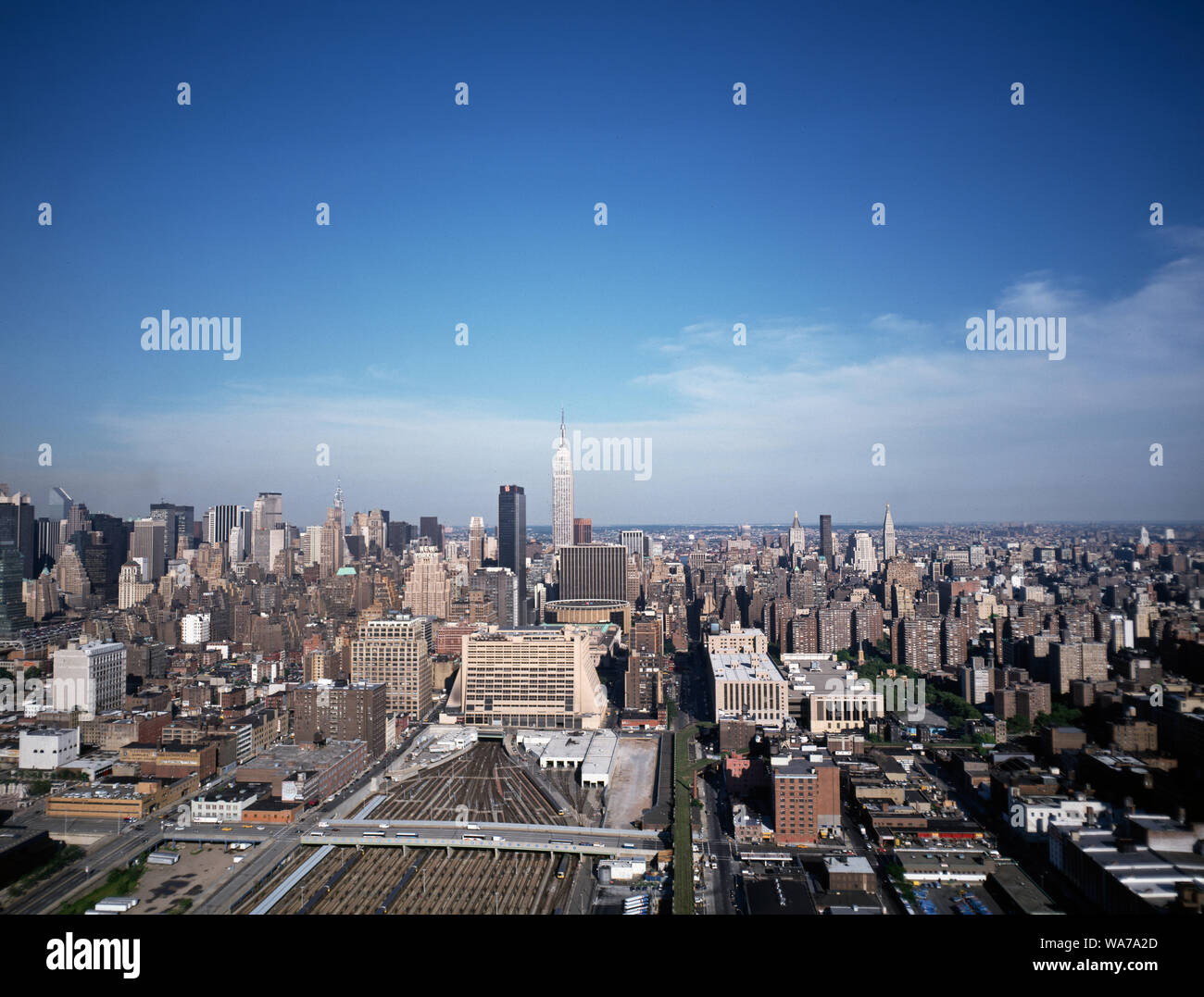 Madison square garden aerial view hi-res stock photography and images ...