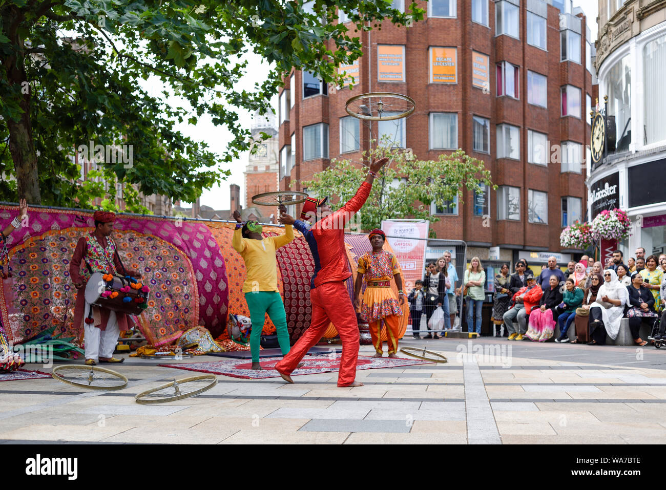 Leicester mela artist hi-res stock photography and images - Alamy