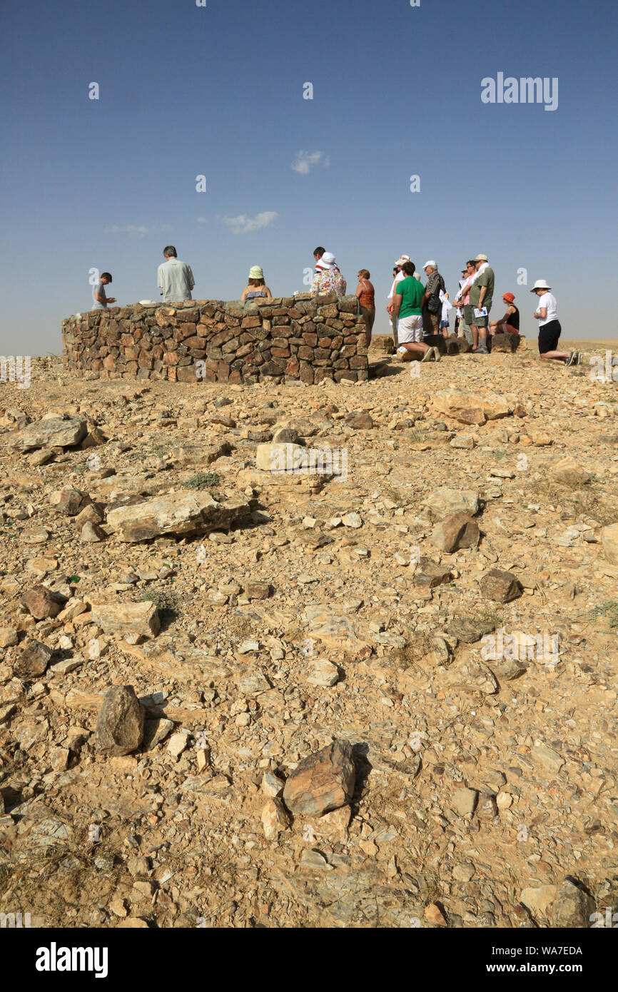 Catholic mass in Judean desert. Pilgrimage in Holy Land. Israël Stock ...