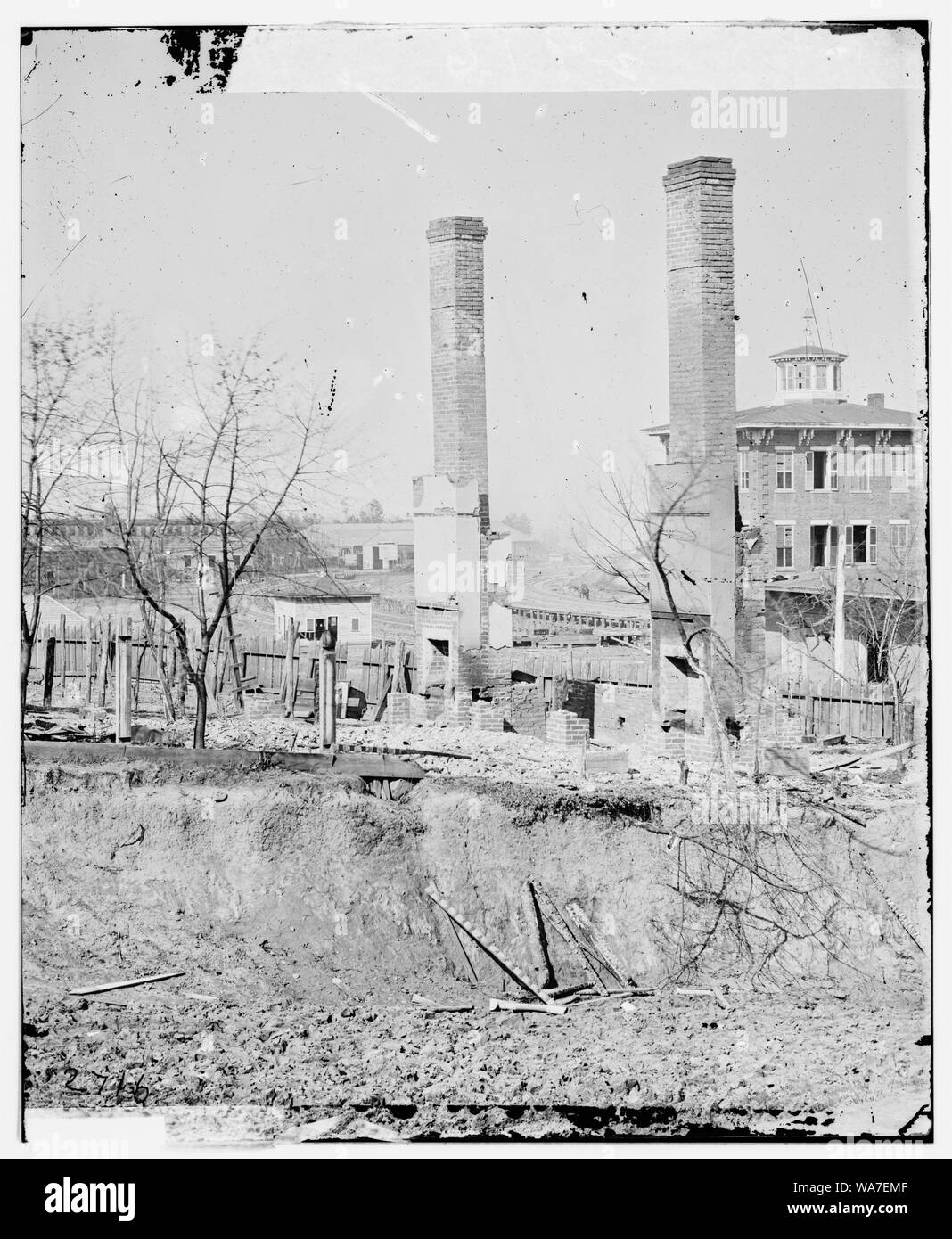Burned building Black and White Stock Photos & Images - Alamy