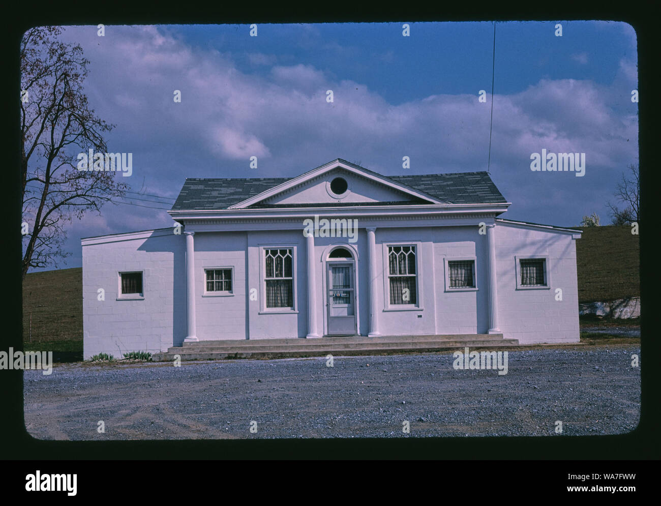 Auction House (gas station), Fort Defiance, Virginia Stock Photo - Alamy