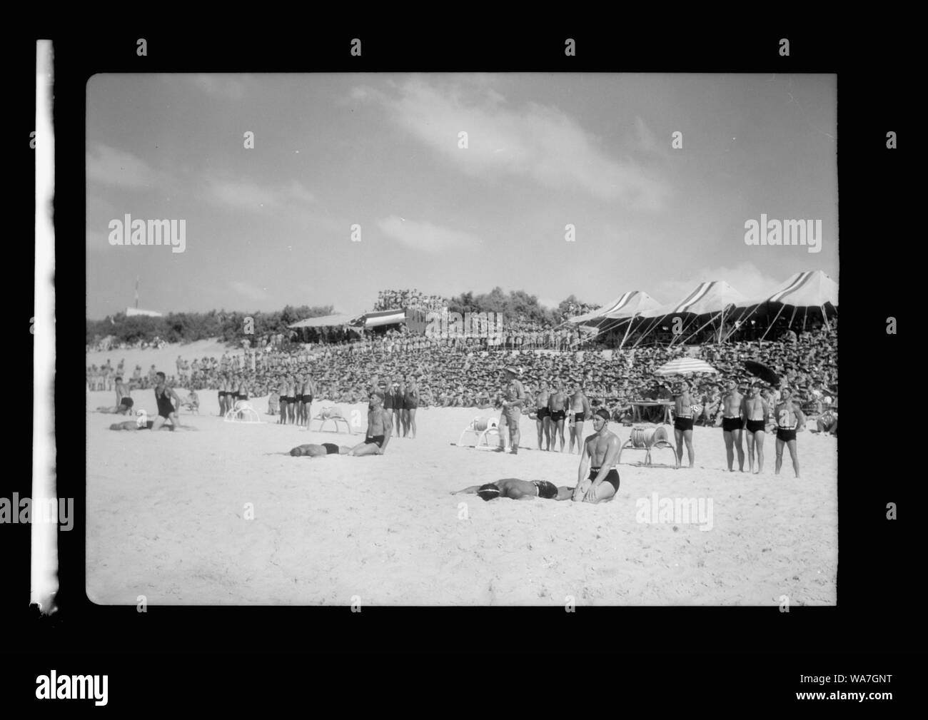 Australian red cross charity hi-res stock photography and images - Alamy