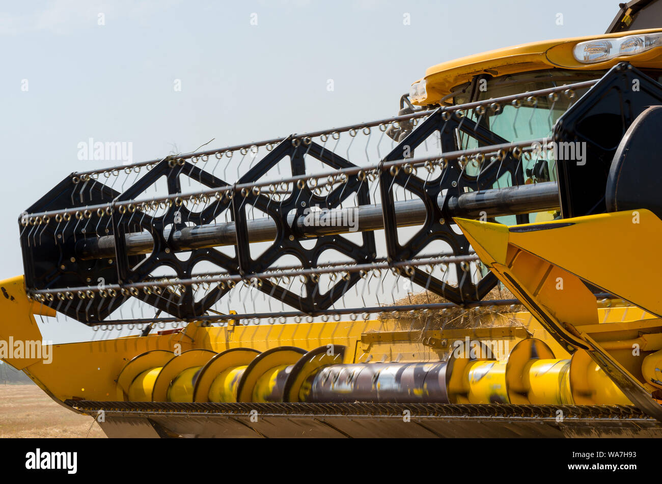 Machinery to Harvest Wheat Stock Photo - Alamy