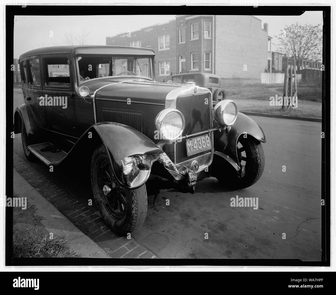 Accident assistance Black and White Stock Photos & Images - Alamy