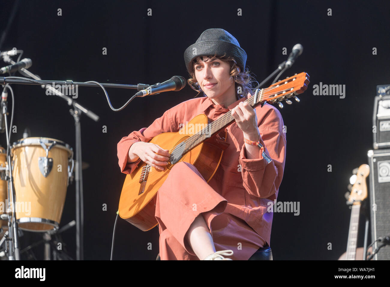 Aldous harding 2019 hi-res stock photography and images - Alamy