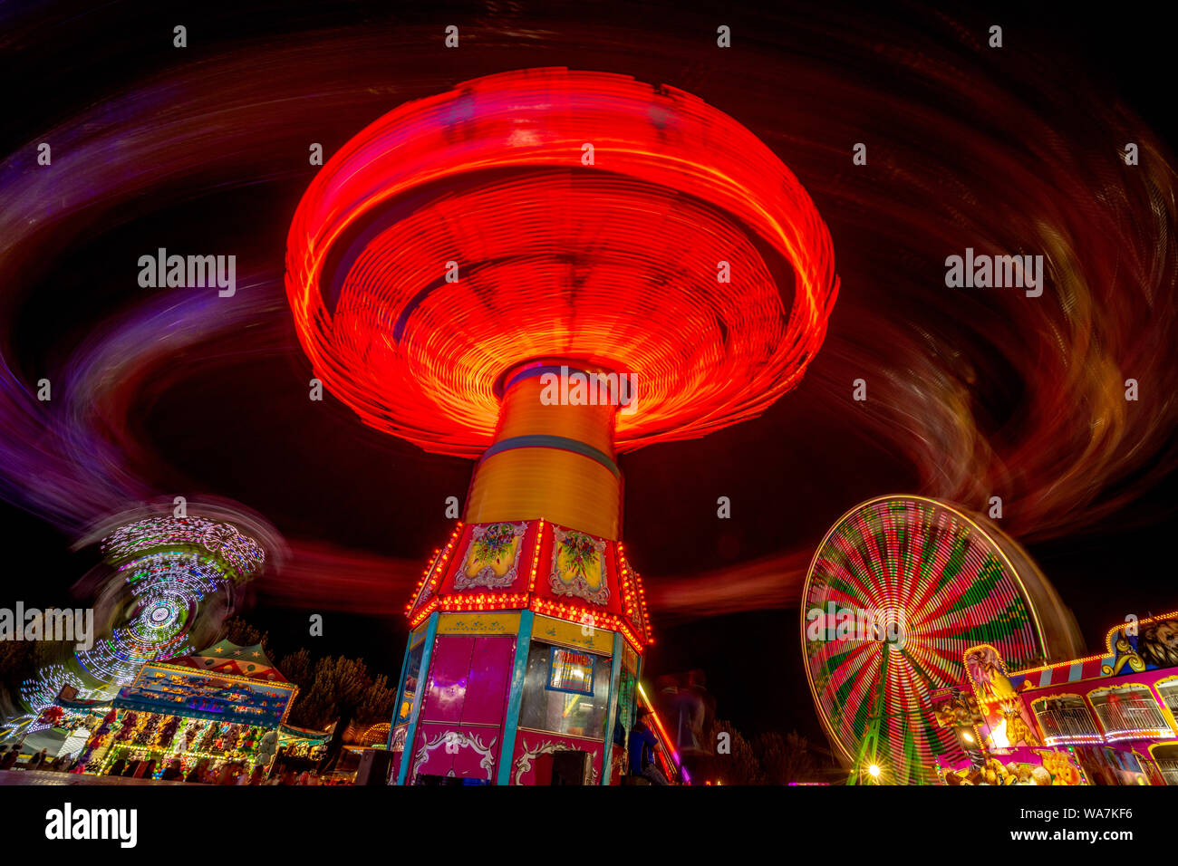 County fair ride hi-res stock photography and images - Alamy