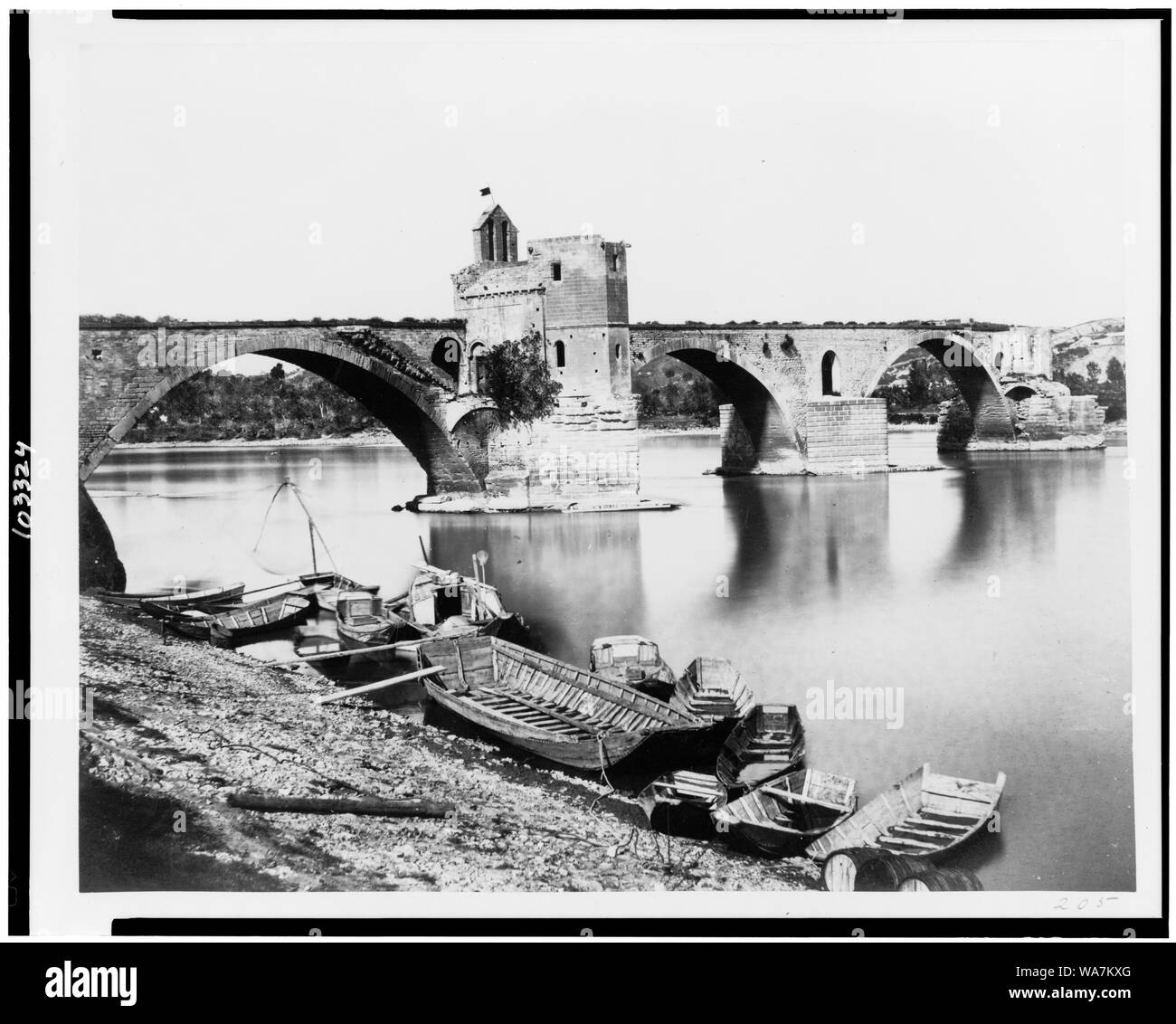 Stone bridge old historic Cut Out Stock Images & Pictures - Alamy