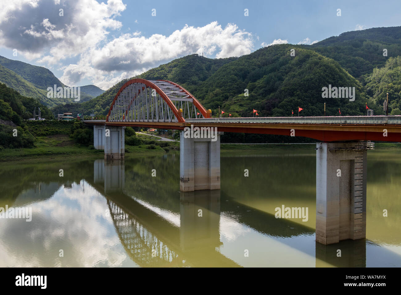 Flux asia hi-res stock photography and images - Alamy